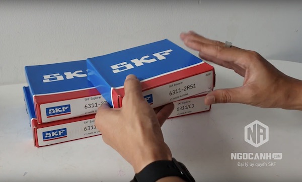 Trên tay vòng bi 6311 SKF chính hãng